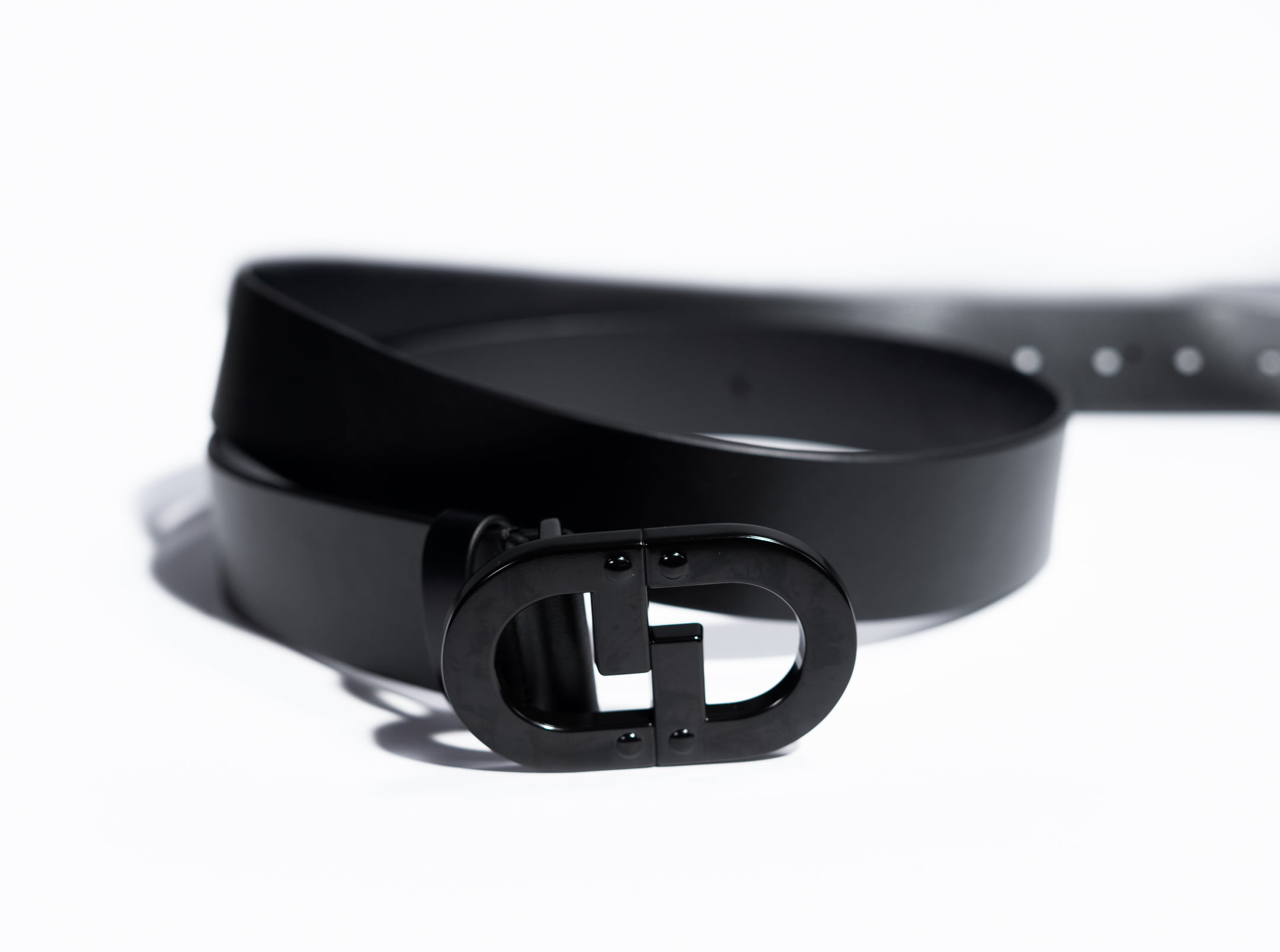 CG black logo buckle belt - Crownedgear Luxury